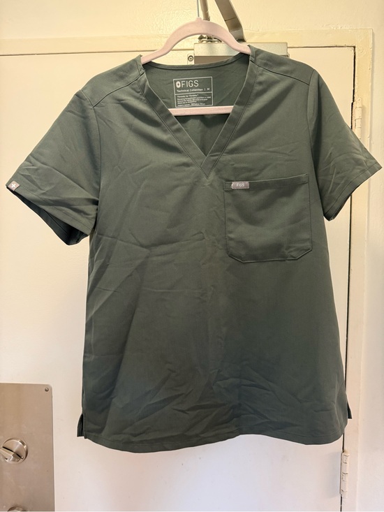 Figs | Shirts | Figs Catarina Scrub Top In The Color Moss | Poshmark